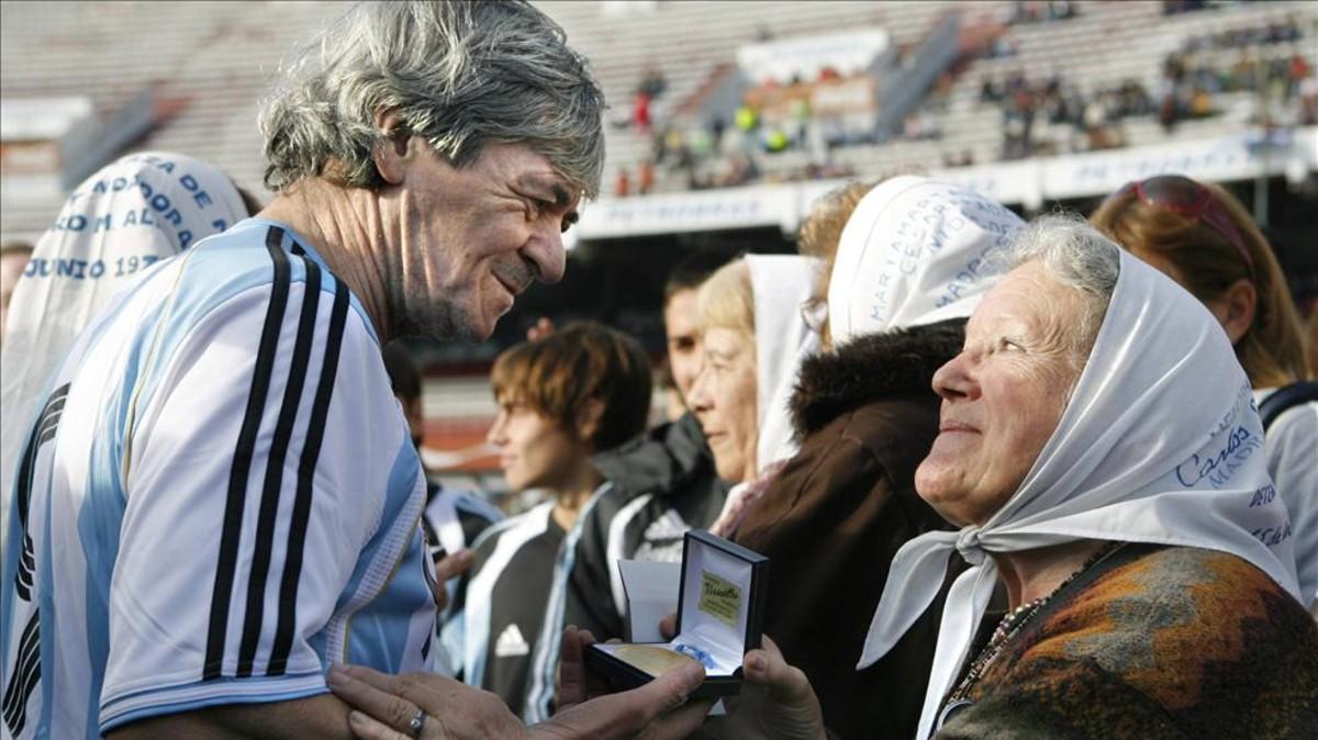 Fallece René Houseman, campeón del mundo e ídolo en Argentina