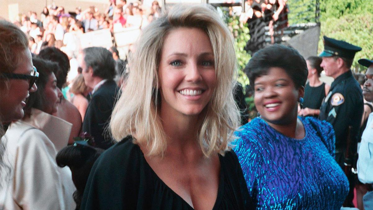 Heather Locklear causa consternación al ser avistada caminando por la ...