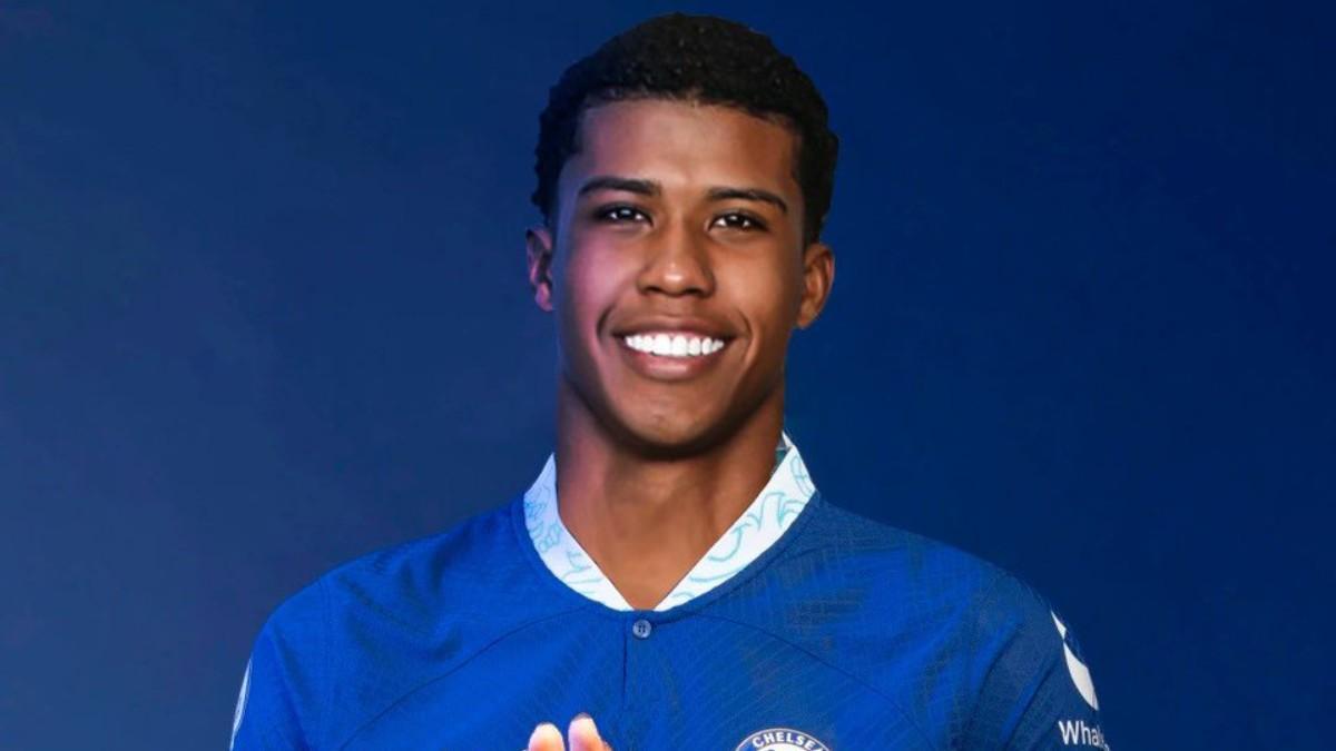 El Chelsea ficha al brasileño de 18 años Andrey Santos