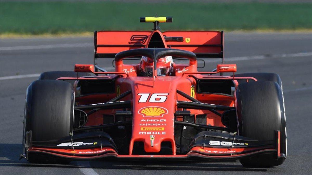 Ferrari arranca dominando en Bahréin