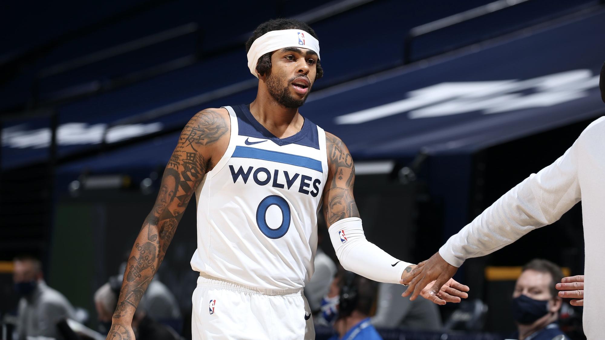 Russell lidera el triunfo de los Timberwolves