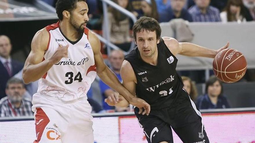Raúl López seguirá una temporada más en el Bilbao Basket