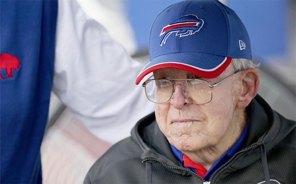 Buddy Ryan, el legendario entrenador de la NFL, fallece a los 82 años