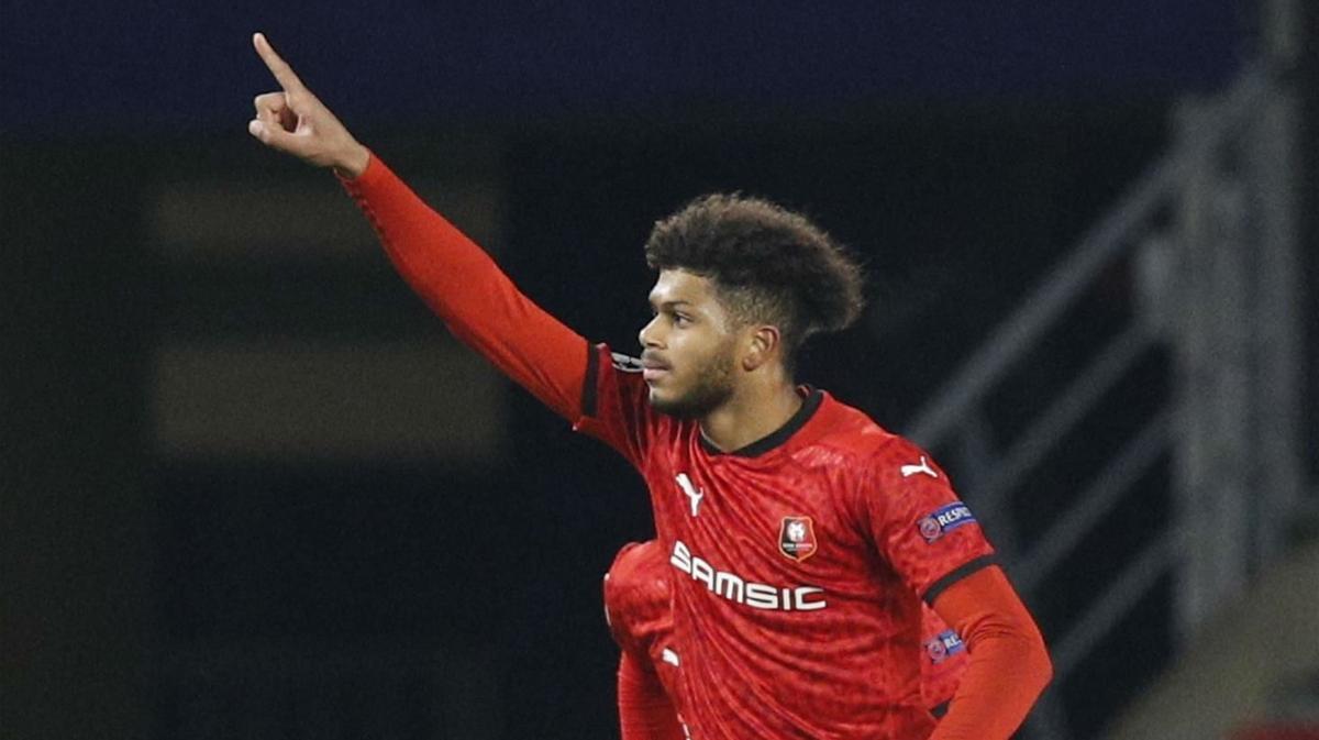 Georginio Rutter marcó el gol del honor de penalti