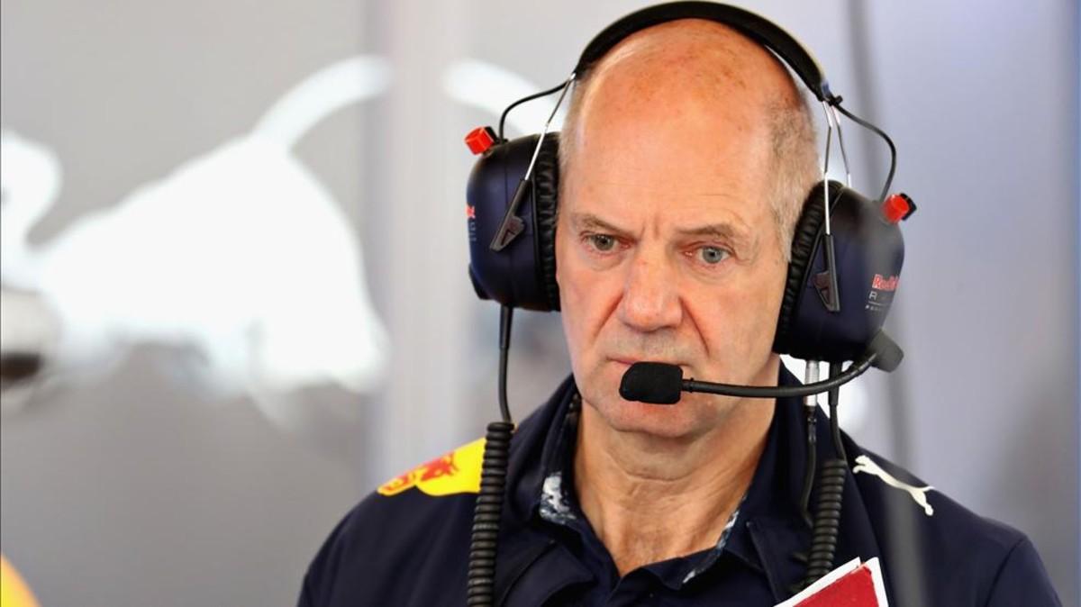 Adrian Newey da otro 'paso al lado' en Red Bull