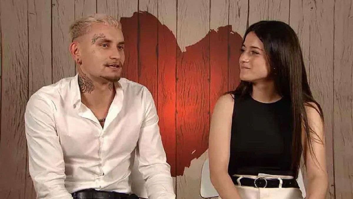 Max enamora Paula en First Dates con su personalidad y sus tatuajes