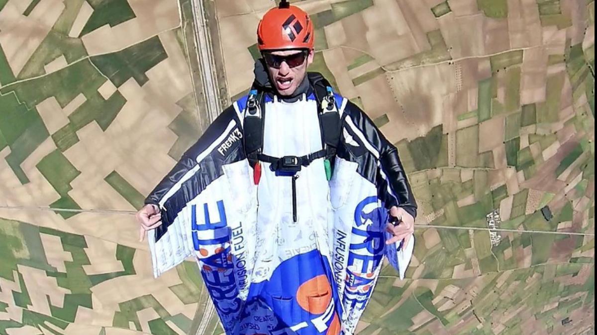 Muere el saltador base Álex Villar en un accidente
