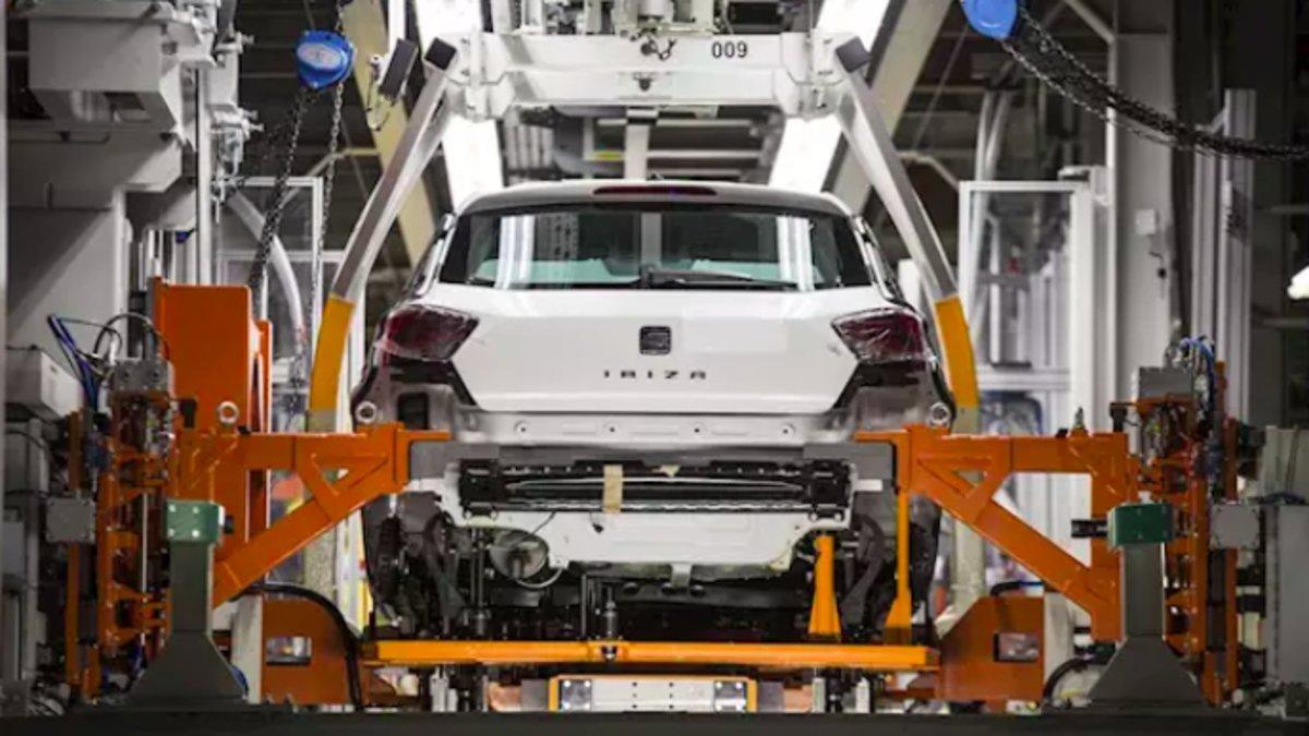 Seat reanuda la producción en la línea 3 de Martorell