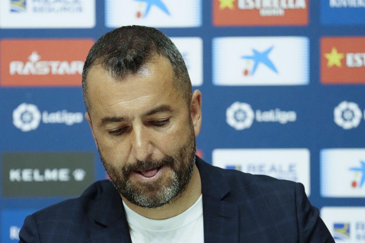 El Espanyol anuncia la destitución de Diego Martínez El Espanyol anuncia la destitución de Diego Martínez