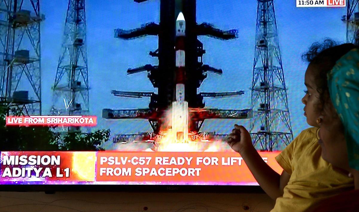 India lanza con éxito la sonda Aditya-L1 para estudiar el Sol