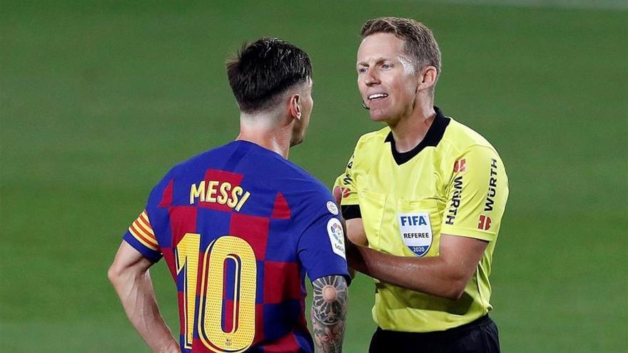 Hernandez Hernandez will referee Barcelona v Valencia