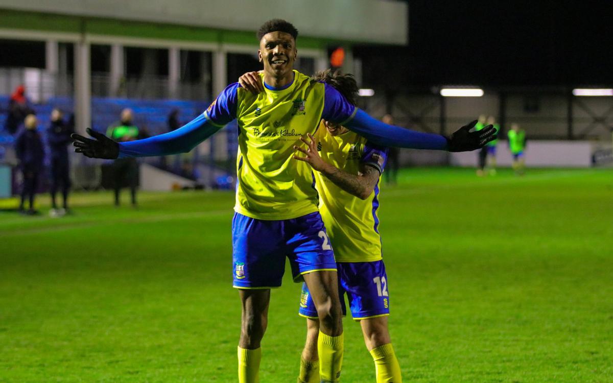 Así juega Kyle Hudlin, el altísimo jugador que sigue de cerca el ...