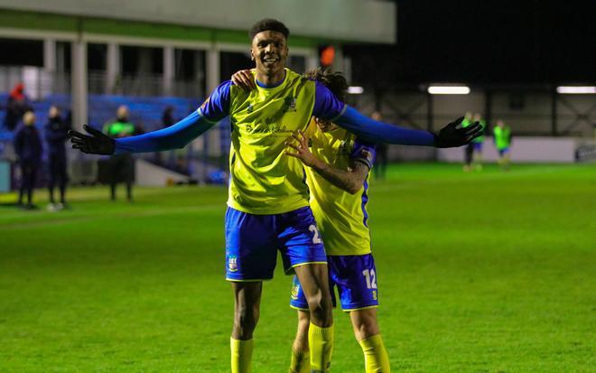 Así juega Kyle Hudlin, el altísimo jugador que sigue de cerca el ...