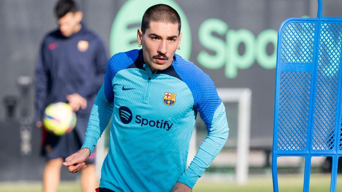 El detalle de Héctor Bellerín con Borja Iglesias