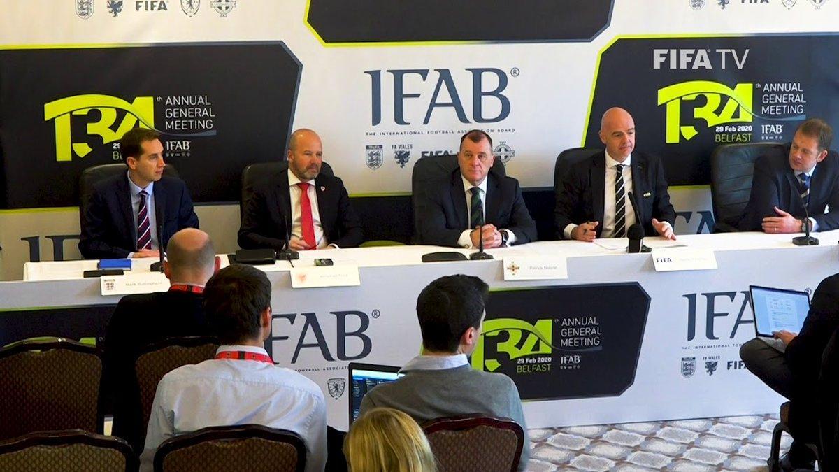 IFAB recomienda mantener de forma permanente la opción de los cinco cambios