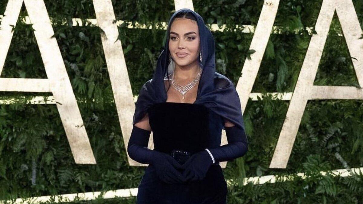 Georgina Rodríguez arrasa con su vestido más espectacular en Arabia Saudí