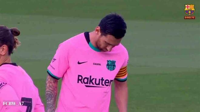 Koeman prueba a Messi de falso nueve