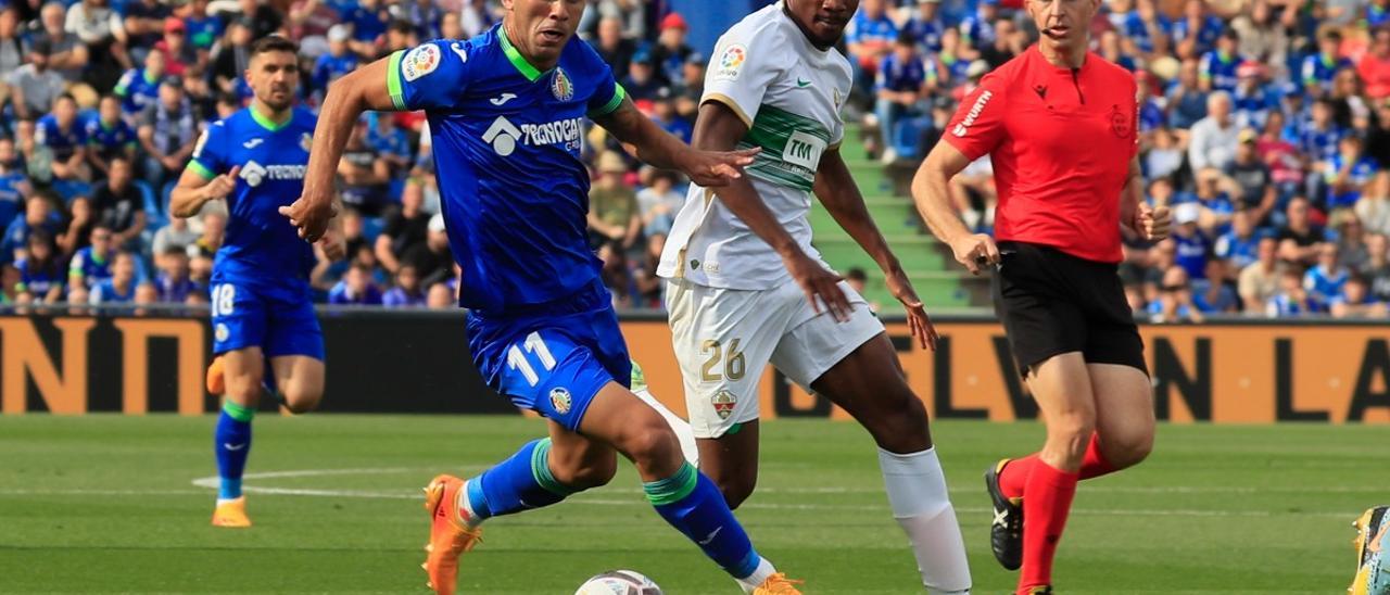 Resumen y goles del Getafe - Elche (1-1) partido de la jornada 35.