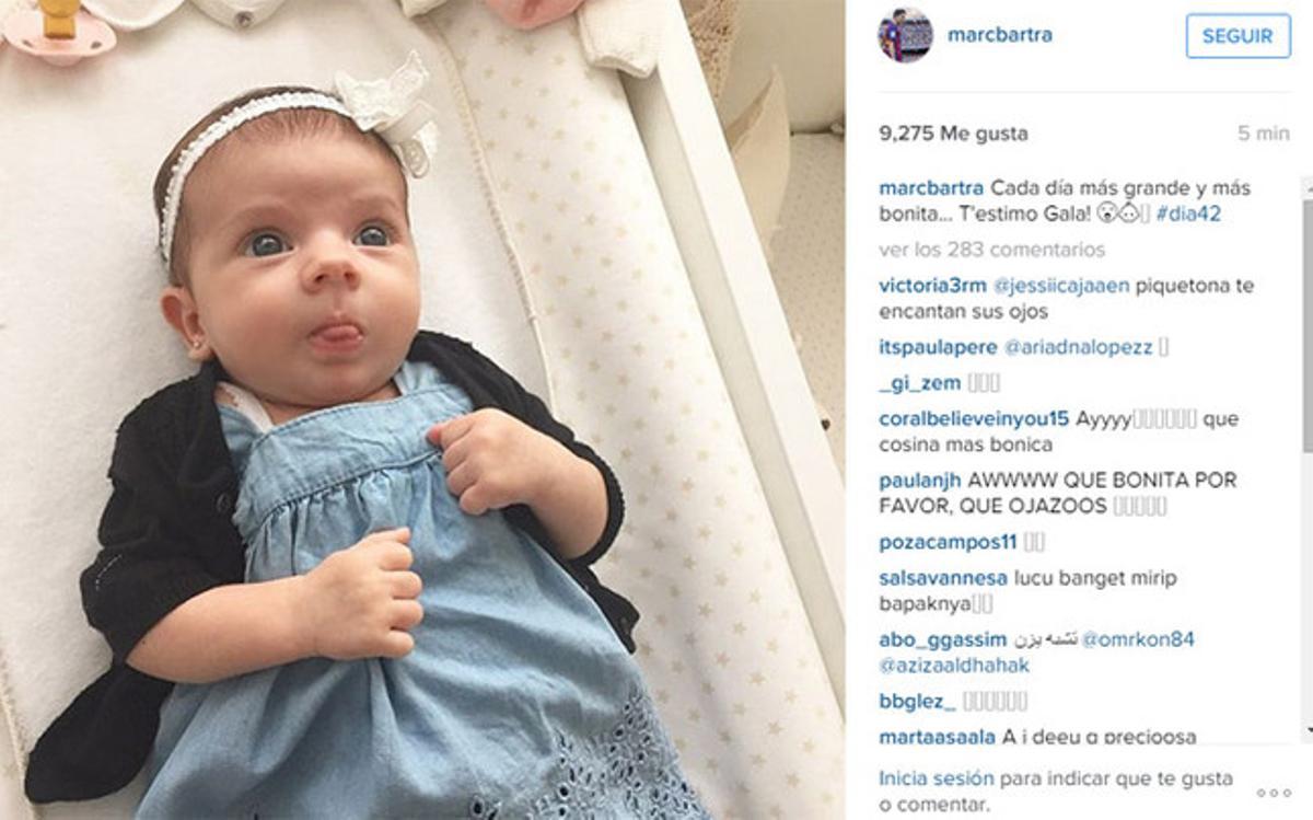 Marc Bartra presume de su hija Gala