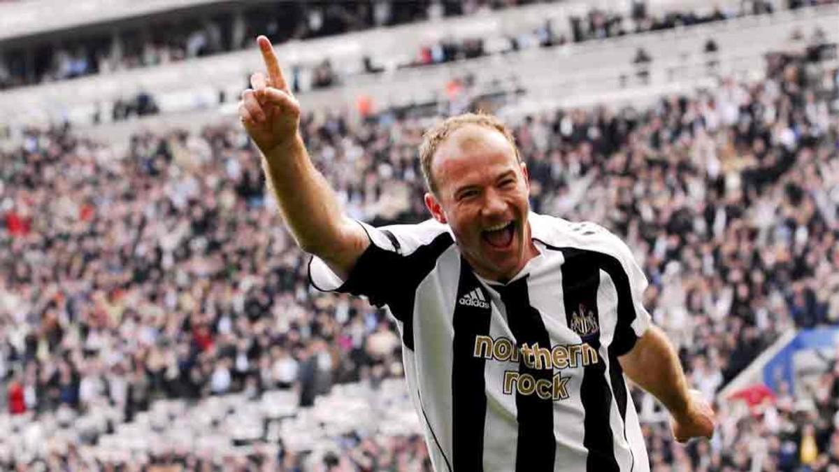 Alan Shearer reveals dementia fears over heading