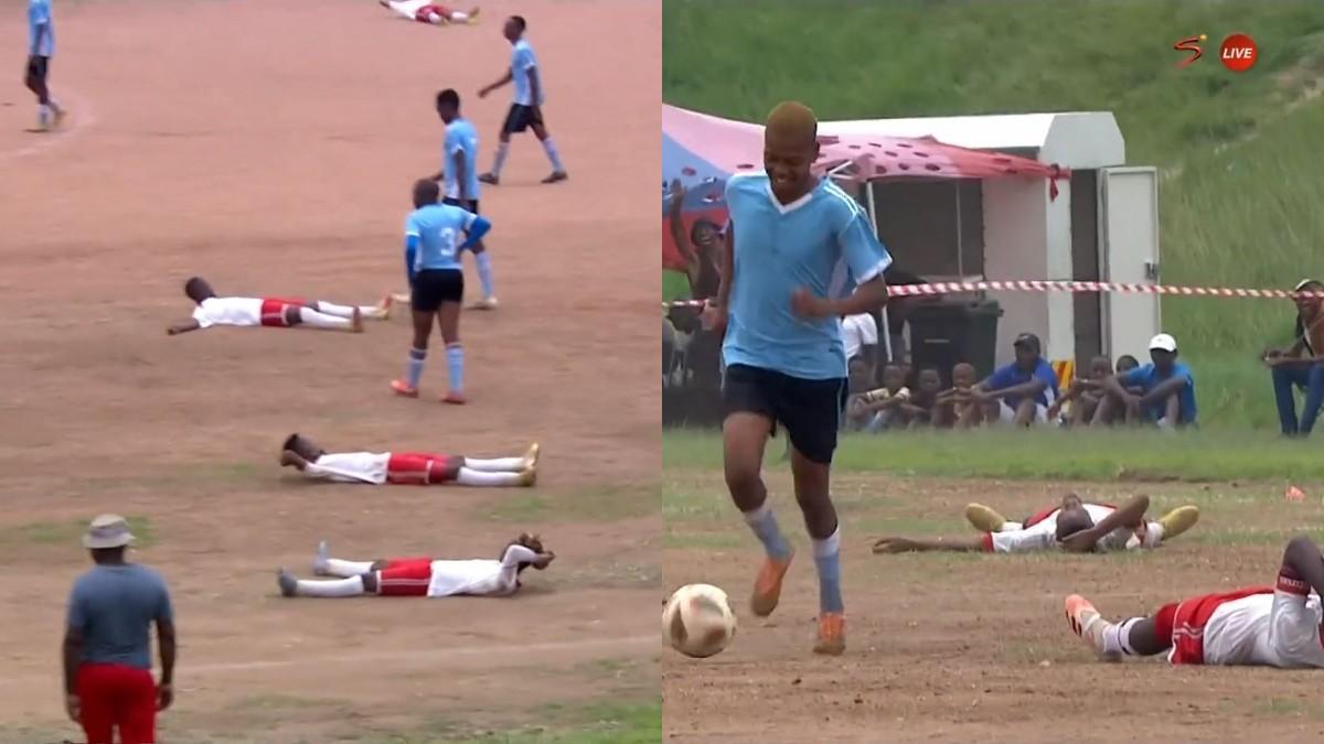 Unos jugadores sudafricanos se tiran al suelo para que el rival marque ...