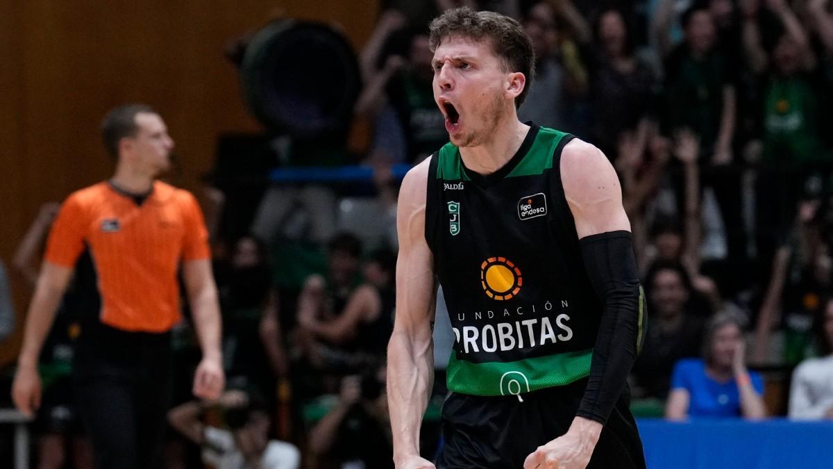 El Joventut no se rinde con Kyle Guy