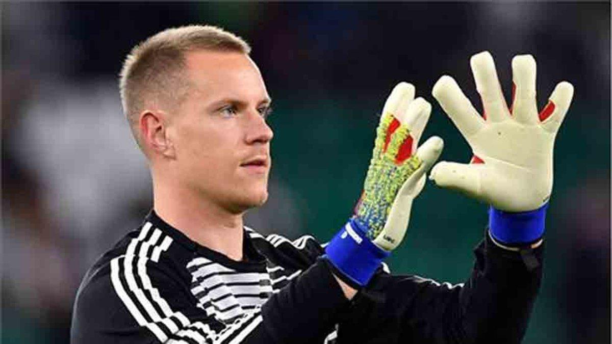 Marc-Andre ter Stegen out for two and a half months after knee injury