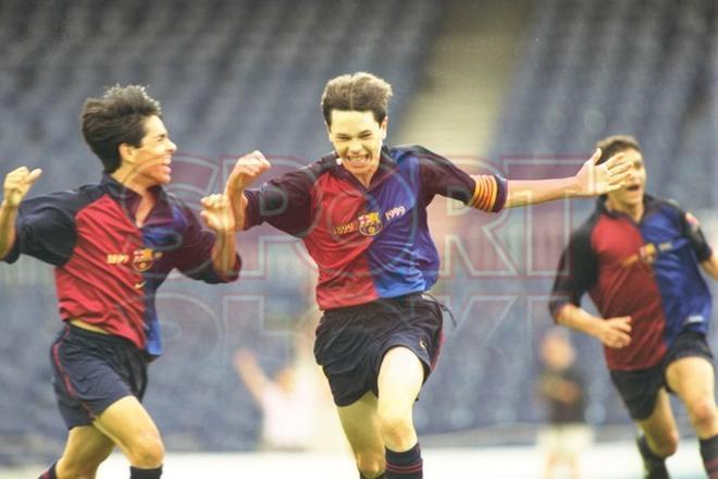 Fotos | Iniesta, la magia llegó desde Fuentealbilla