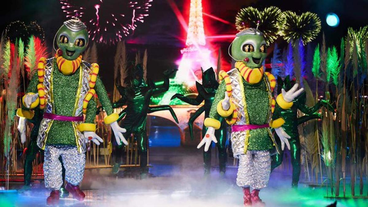 Estas eran las identidades reales de los dos alienígenas que ...