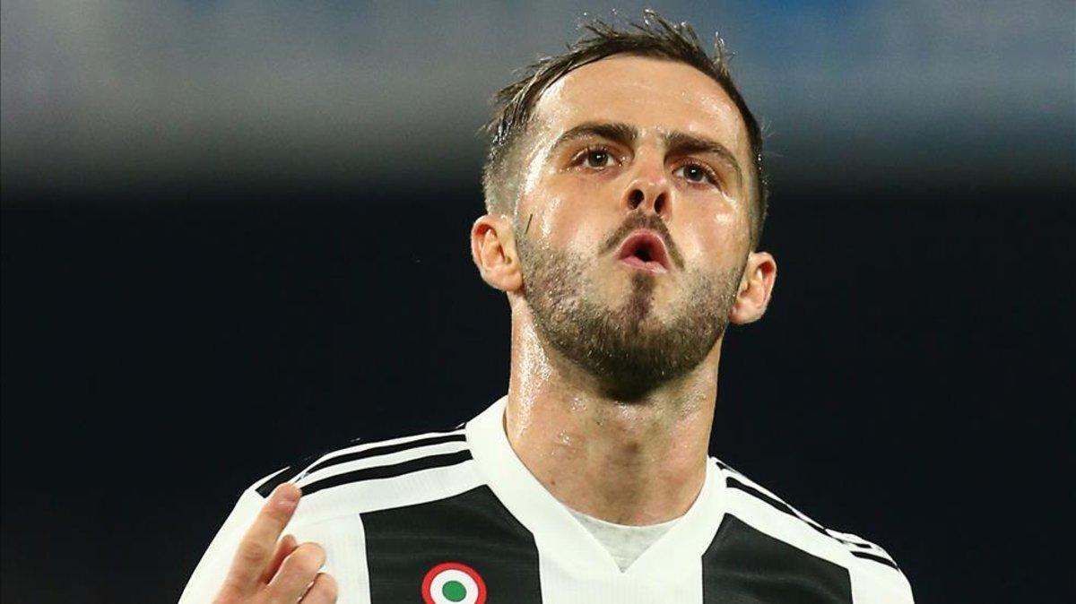 Third time lucky as Barcelona finally land Miralem Pjanic